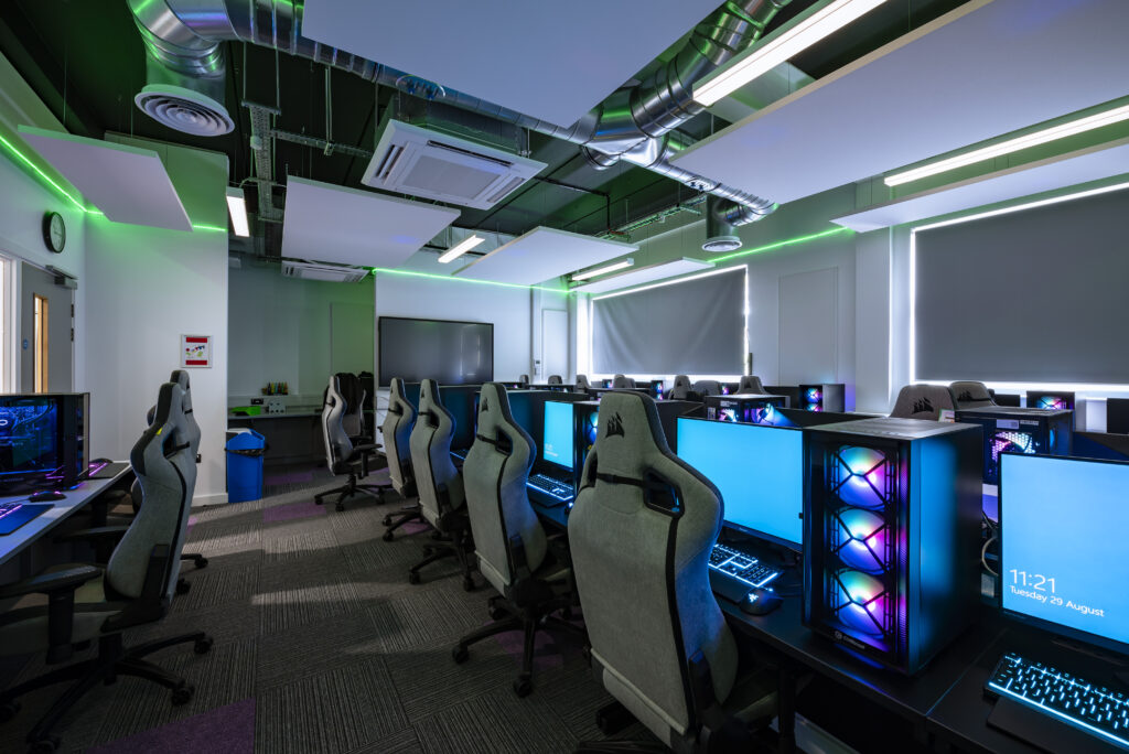 BTEC Extended Certificate in Esports - Bilborough College